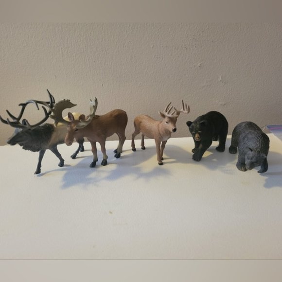Treehouse | Toys | Treehouse Animals Set Of 5 | Poshmark